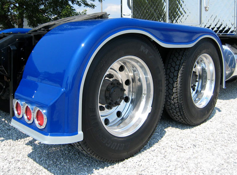 Semi Truck Fiberglass Half Fender Set With Brackets - Raney's Truck Parts