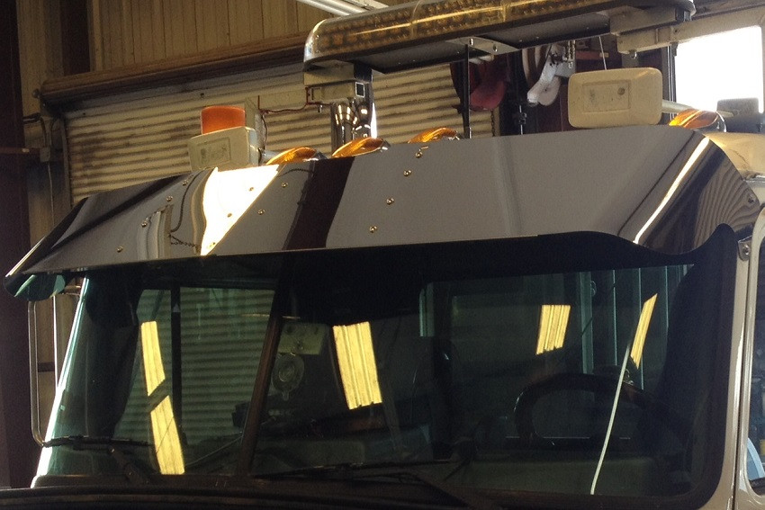 Mack Pinnacle Visors | Raney's Truck Parts