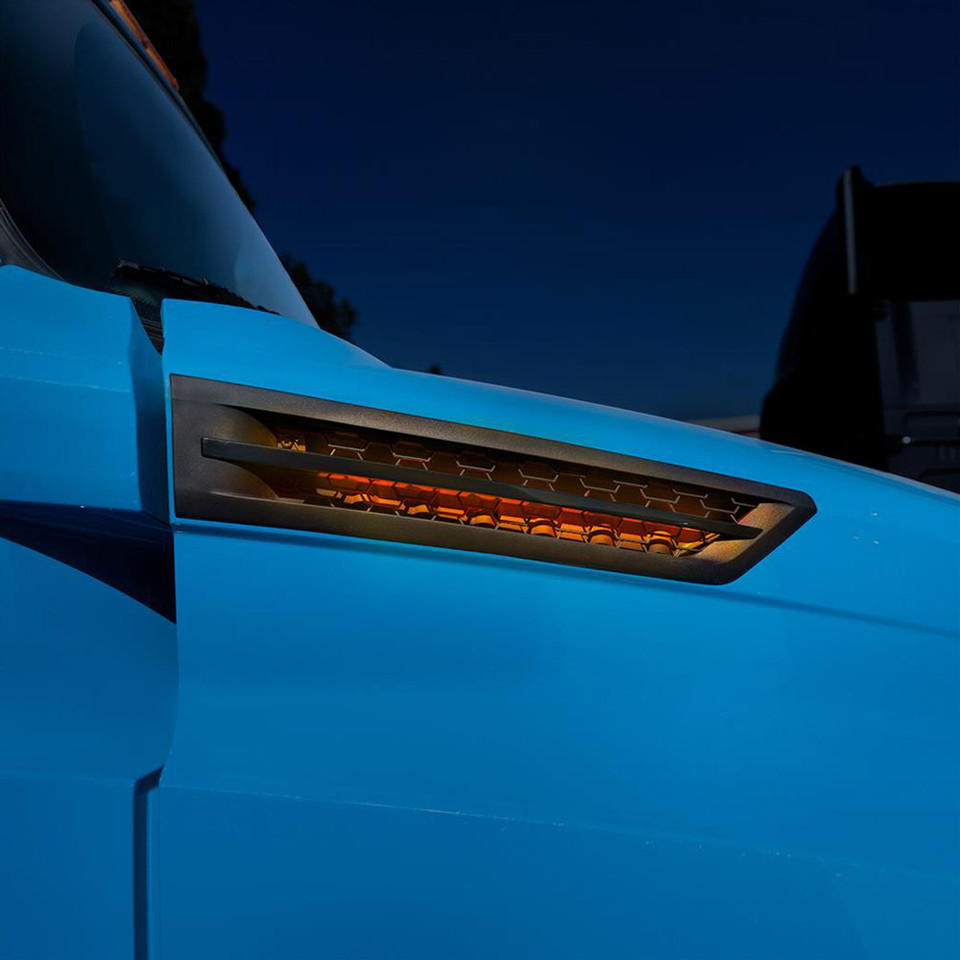 Freightliner Cascadia Trims & Covers | Raney's Truck Parts