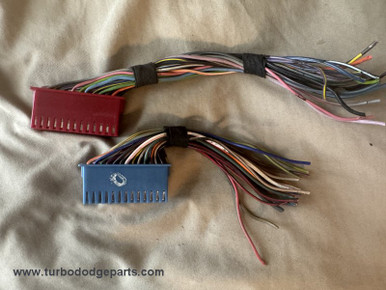 Logic Module Connectors (Red/Blue) 1985-1987