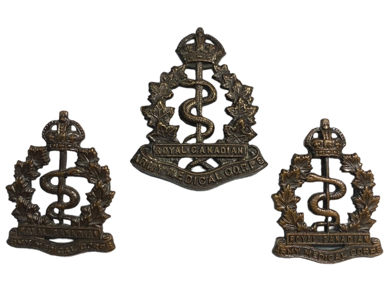 Canada: WWII Royal Canadian Army Medical Corps Cap & Collars Badges ...