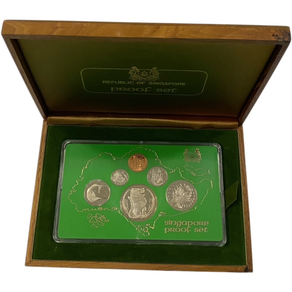 Singapore: 1976 Coin Set in Wooden Box - London Coin Centre Inc.