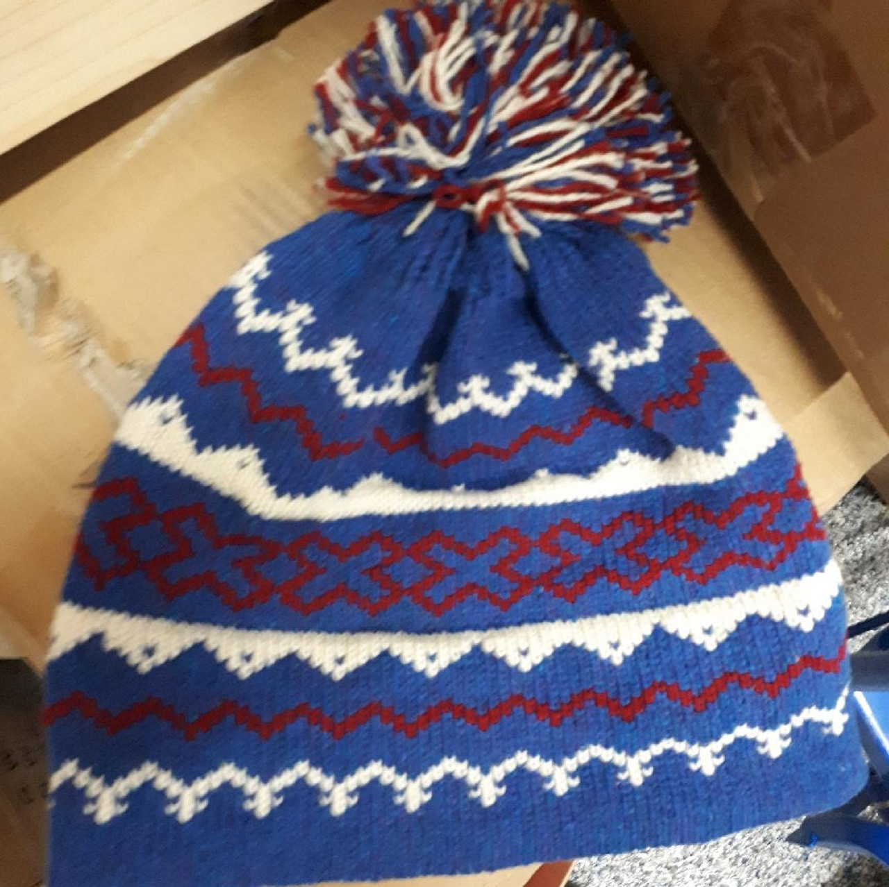 Kevin McAllister's Knit Reindeer Hat from Home Alone | RetroFestive.ca