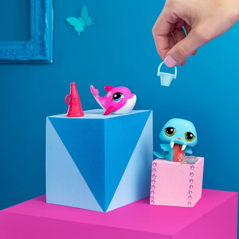 Fin-tastic Stunts - Littlest Pet Shop Pet Pairs 2-Pack - RetroFestive.ca