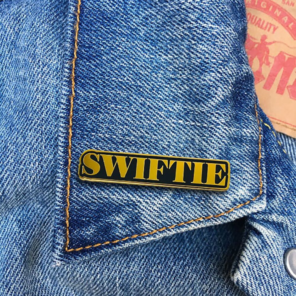 Swiftie Enamel Pin for Taylor Swift Fans - RetroFestive.ca