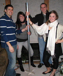 Full Size Festivus Pole - Festivus Poles in Canada | RetroFestive.ca