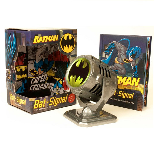Batman Large Metal Die-Cast Bat Signal - RetroFestive.ca