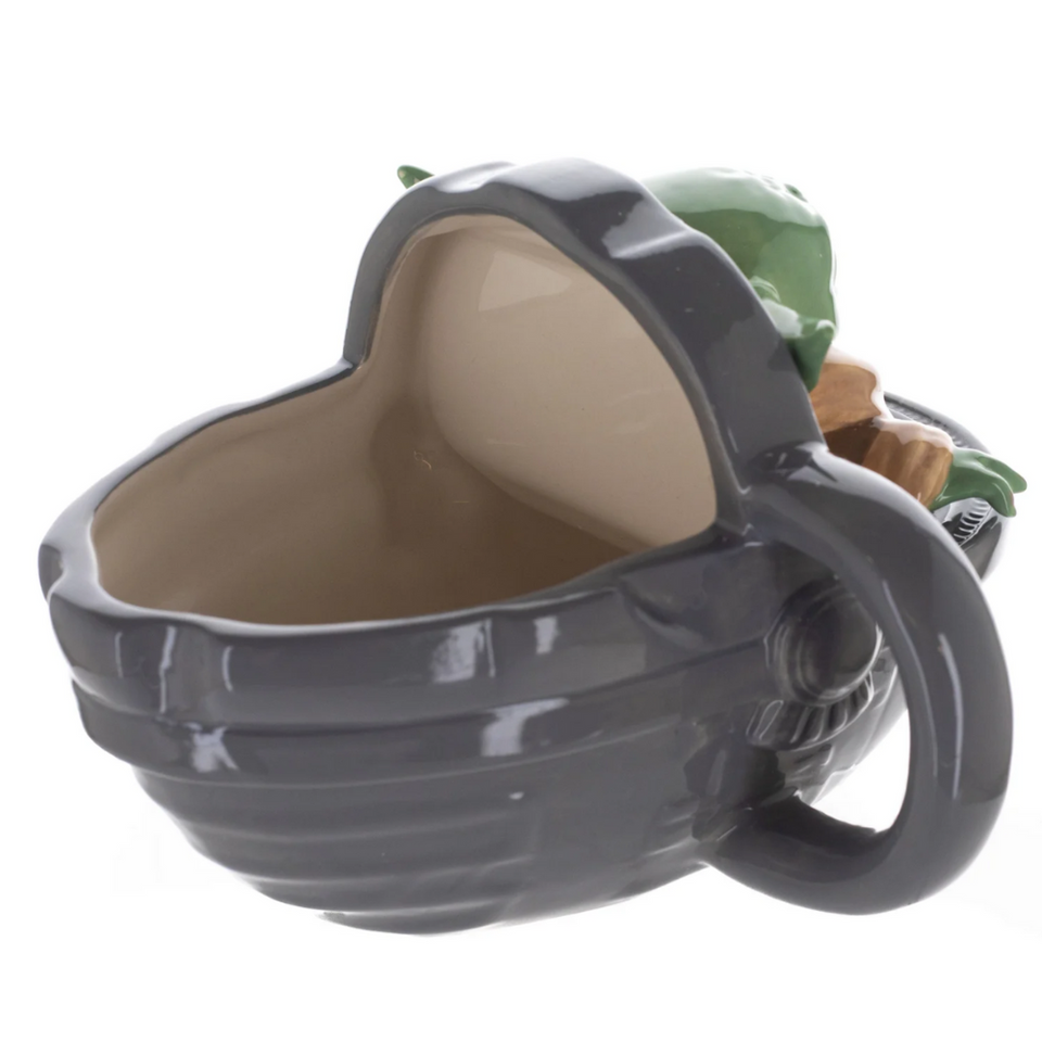 Star Wars the Mandalorian Grogu Sculpted Mug Canada | RetroFestive.ca