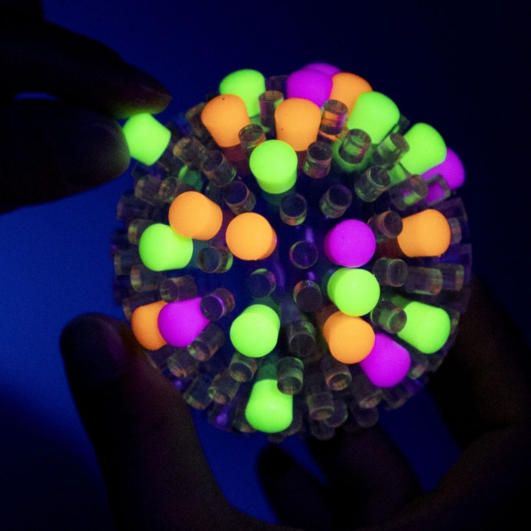 Brite Ball Neon Glow - RetroFestive.ca