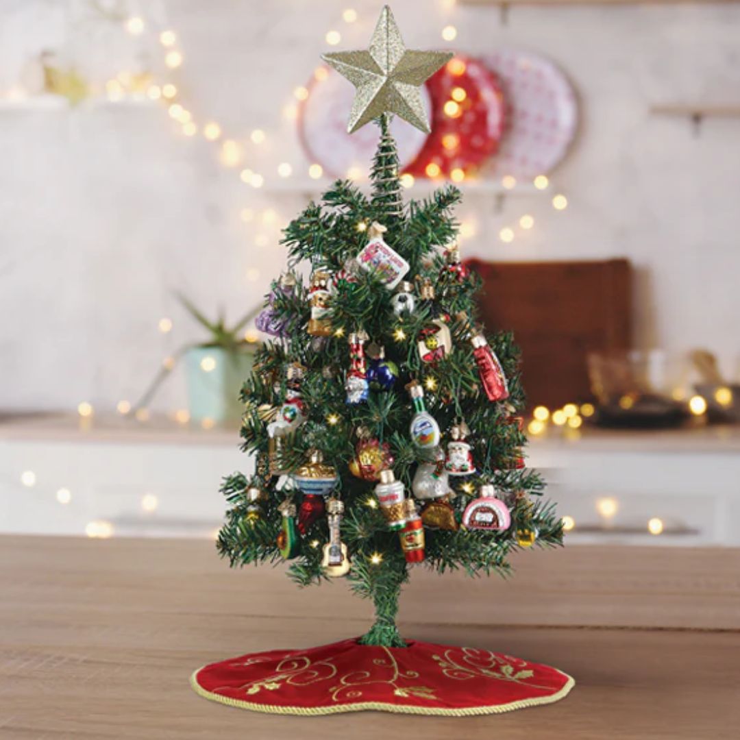 Tabletop Pre-Lit Christmas Tree - RetroFestive.ca