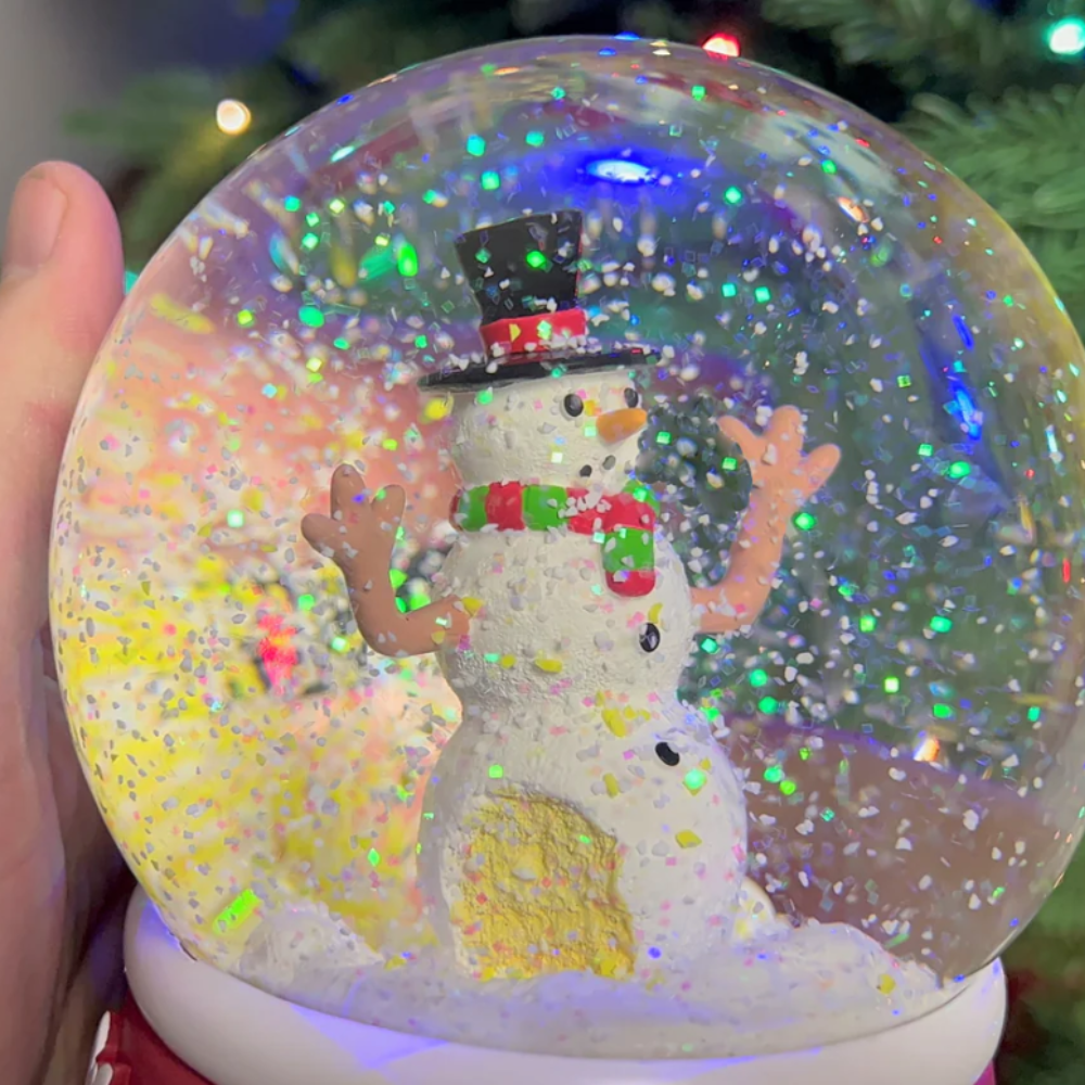 Pee on Snowman Snow Globe Canada | RetroFestive.ca