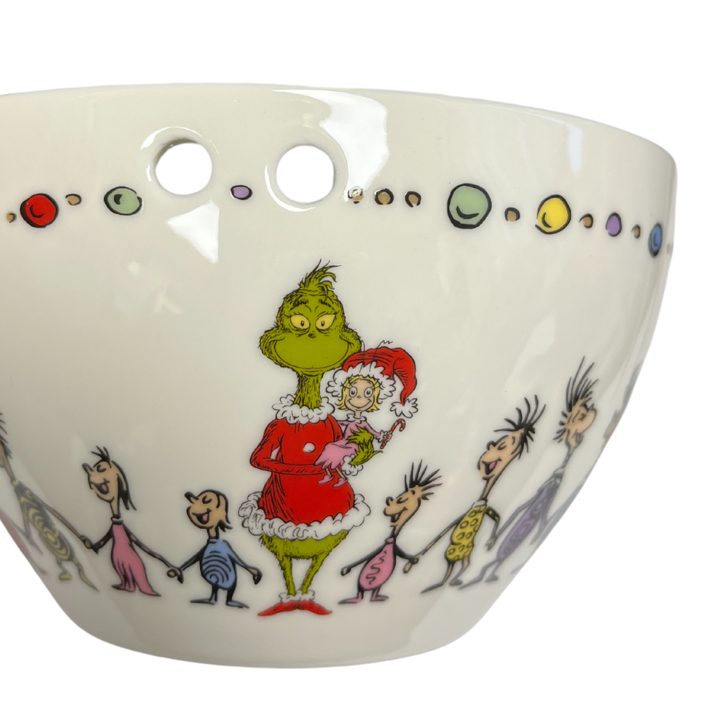 The Grinch Ramen Bowl Canada | RetroFestive.ca