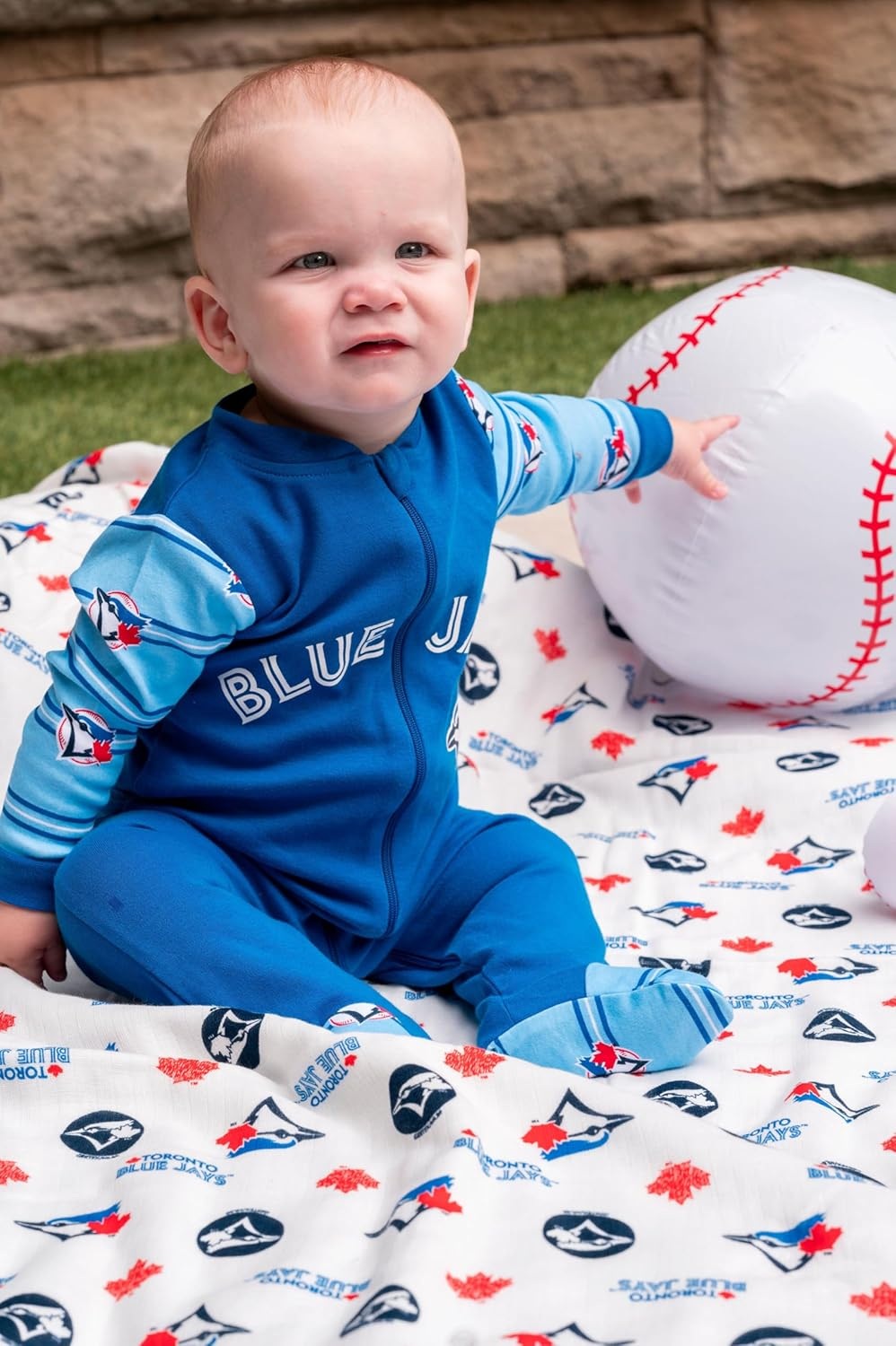 Toronto Blue Jays Reversable Muslin Baby Blanket - RetroFestive.ca