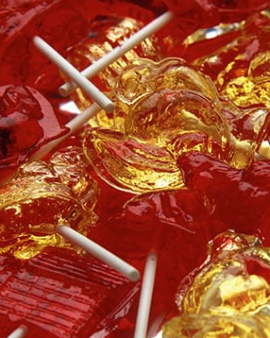 Clear Candy Toys by Robertson's Candy (250g) - RetroFestive.ca