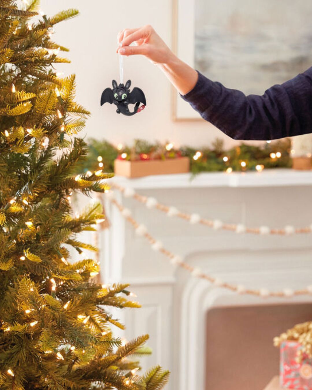 How To Train Your Dragon - Toothless Ornament by Hallmark - RetroFestive.ca