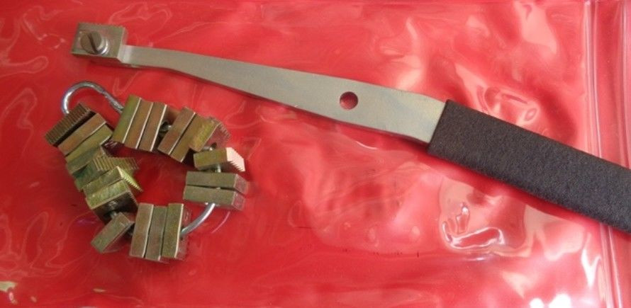 Internal Metric Thread Chaser Cleaners - 8 Heads (.8 to 3.00mm) USA ...