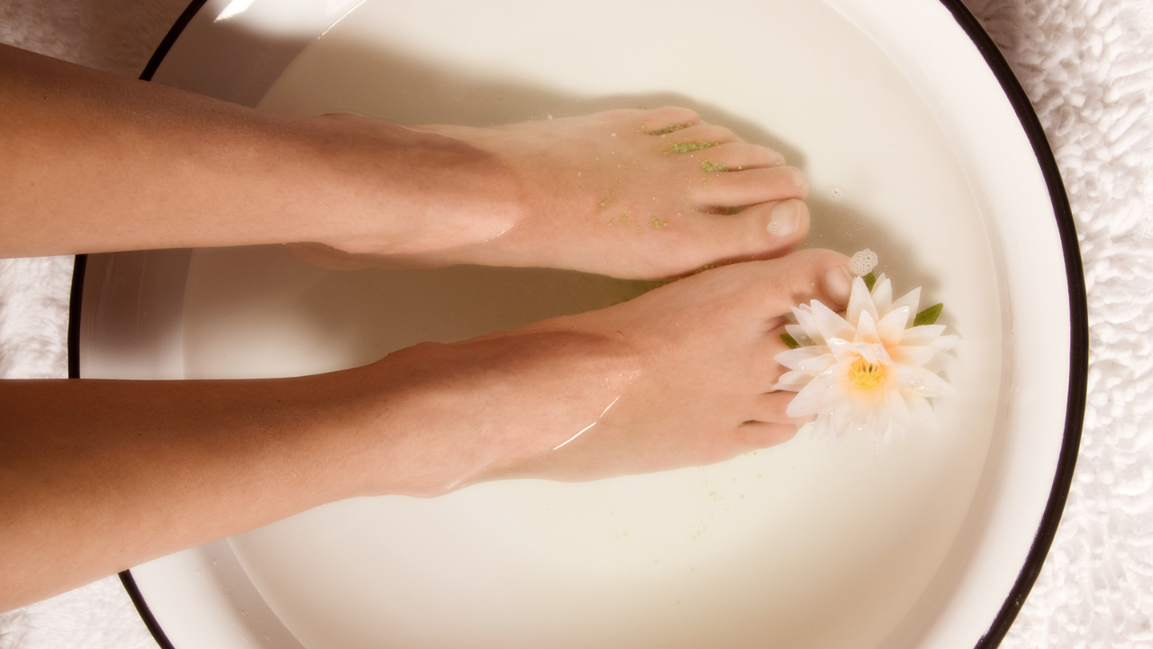 Seasonal Foot Care Tips: Year-Round Care for Happy Feet - Skinnect