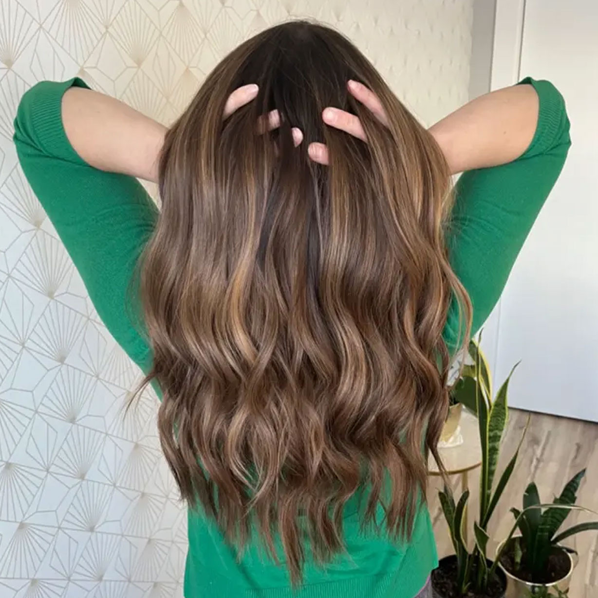 Buy 22 Inch Machine Weft Hair Extensions | Superhairpieces