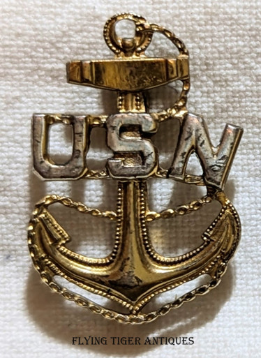 Nice Early WWII USN CPO Overseas Cap Size Cap Badge as Worn by Seabees ...