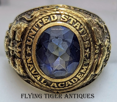 Beautiful HEAVY 1937 USAN Annapolis Class Ring in 14K Gold by Tiffany Co.