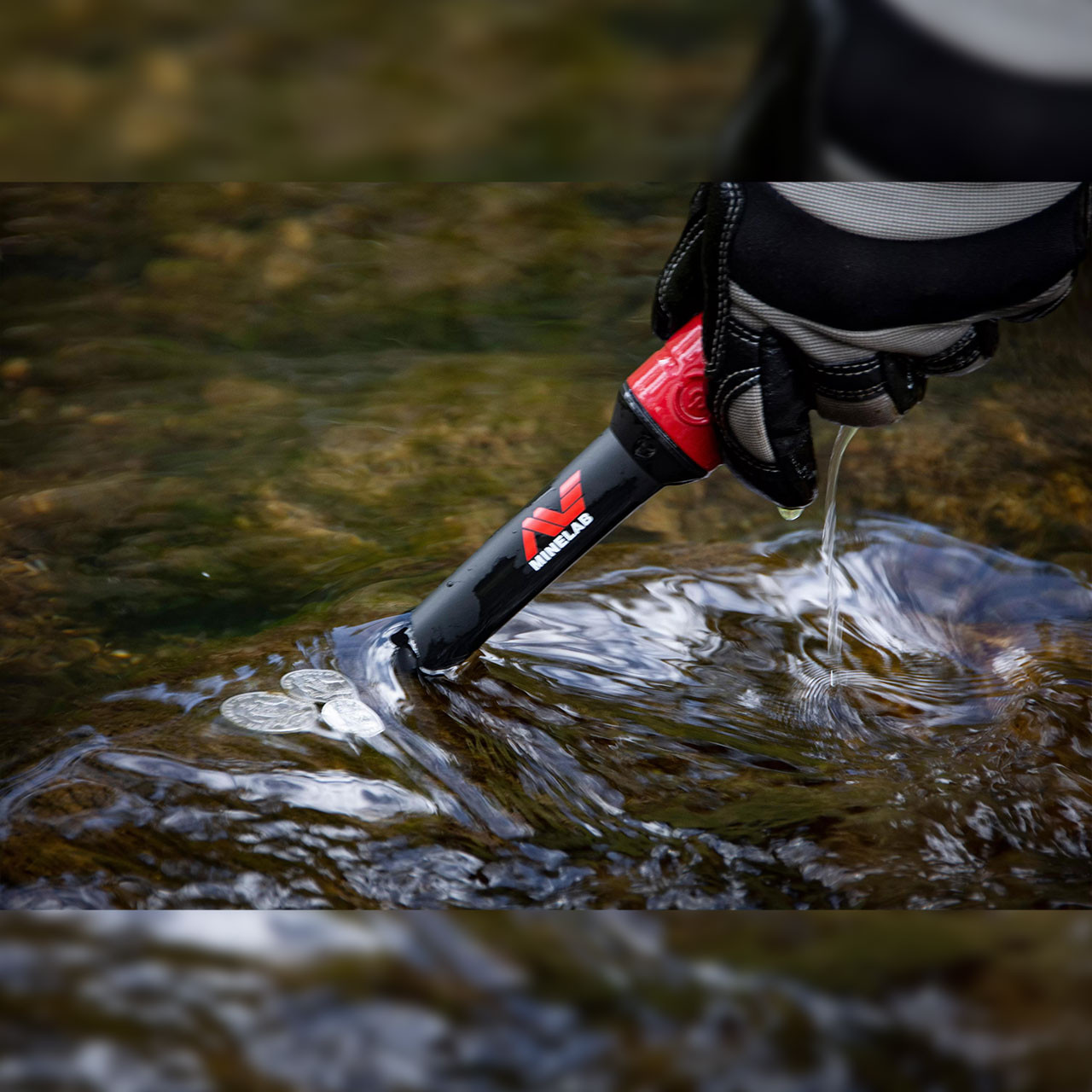 Minelab Pro-Find 40 Pinpointer by Kellyco Metal Detectors