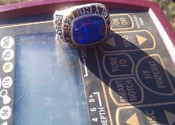 Coinmaster Pro Finds a Class Ring Three Steps From My Truck - Kellyco ...