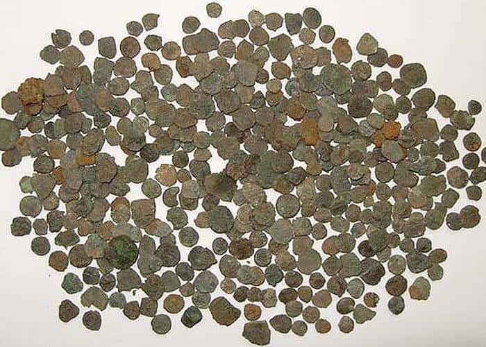 3631 Barbarous Radiate Hoard & Roman Building - Kellyco Metal Detectors