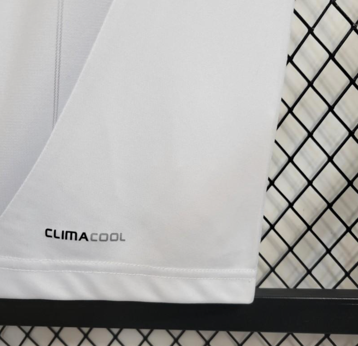 Retro Real Madrid 12/13 Home kit