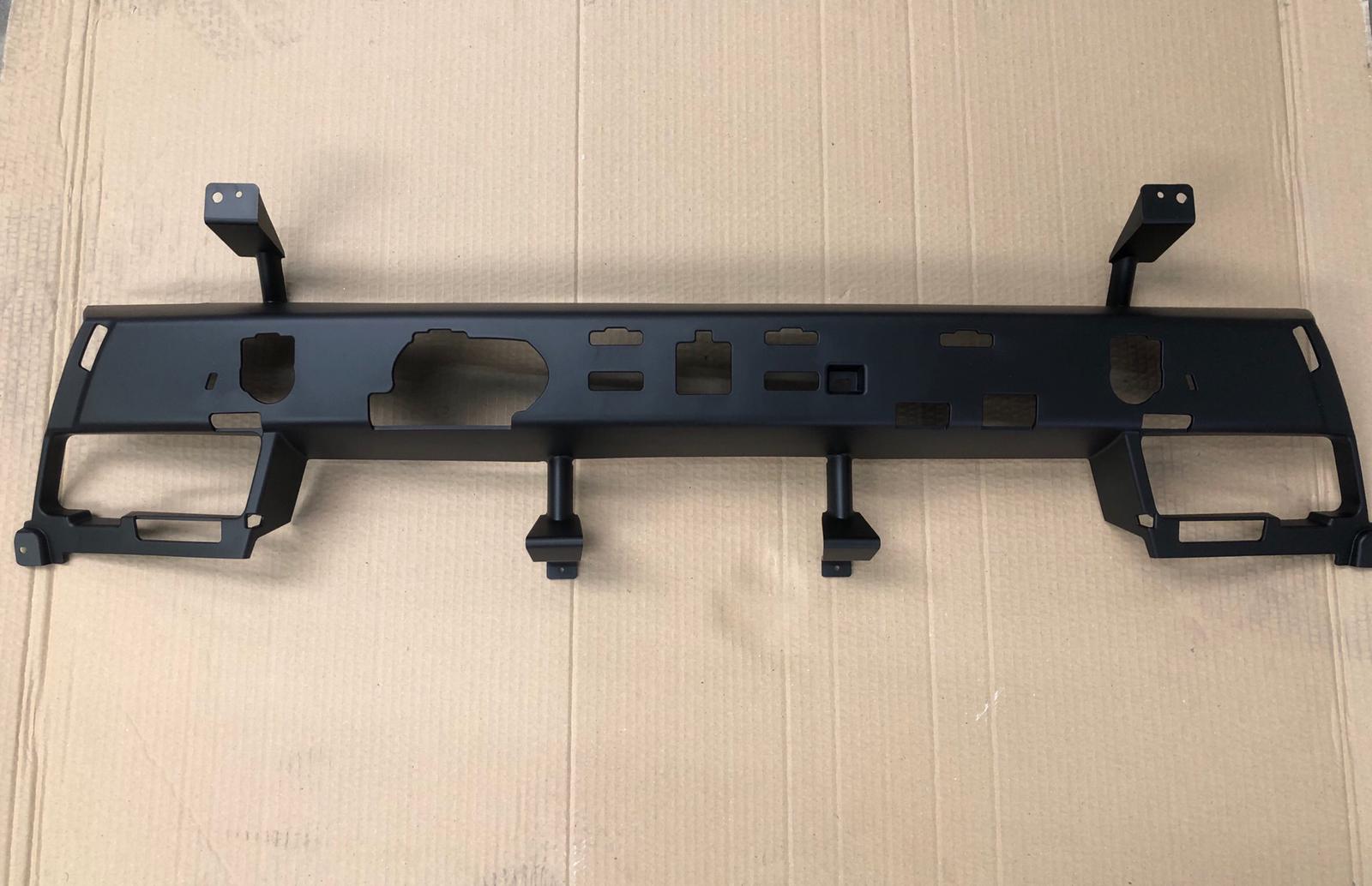 LR099464 - Bracket - Bumper Mounting - Genuine Land Rover | LR Parts