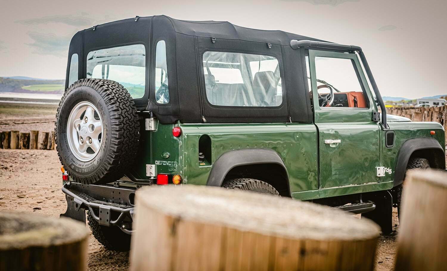 EXT249-7 - Exmoor Trim Part | LR Parts