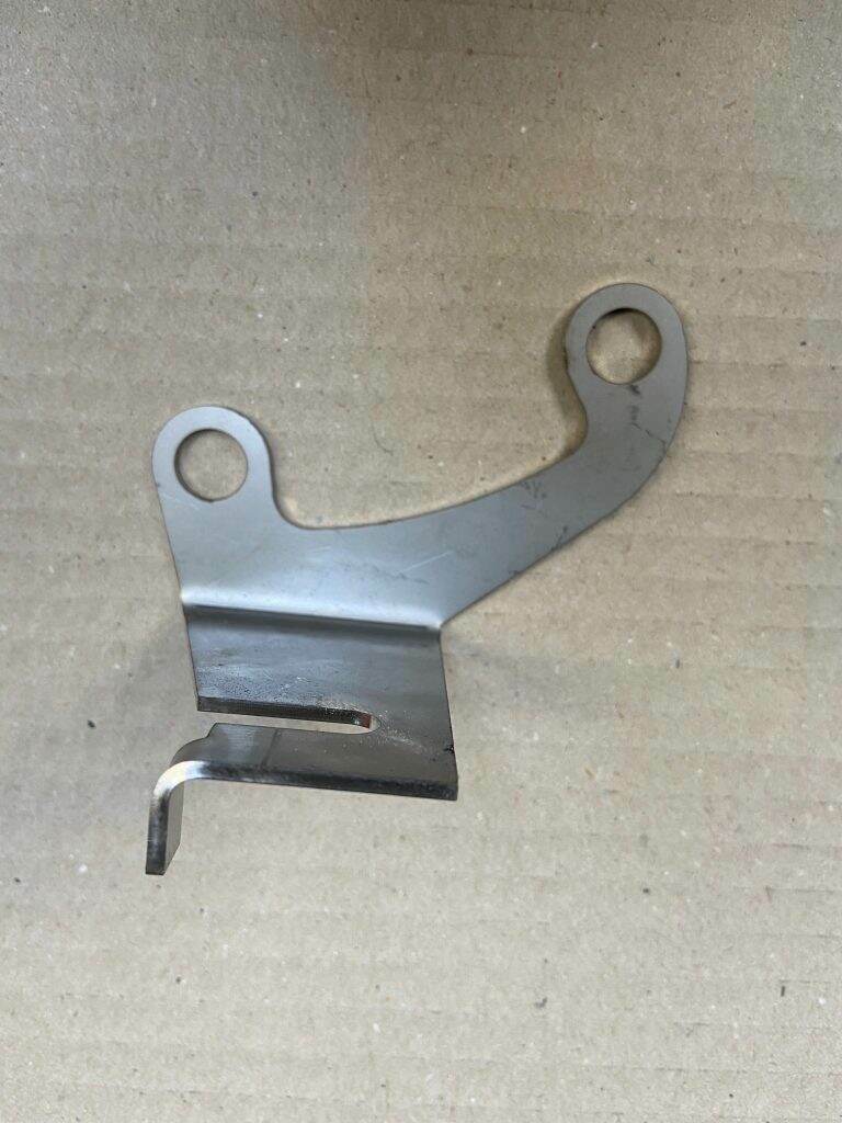 396 - Stainless Steel 3 Way Bracket for Salisbury Rear Axle Brake Pipes ...