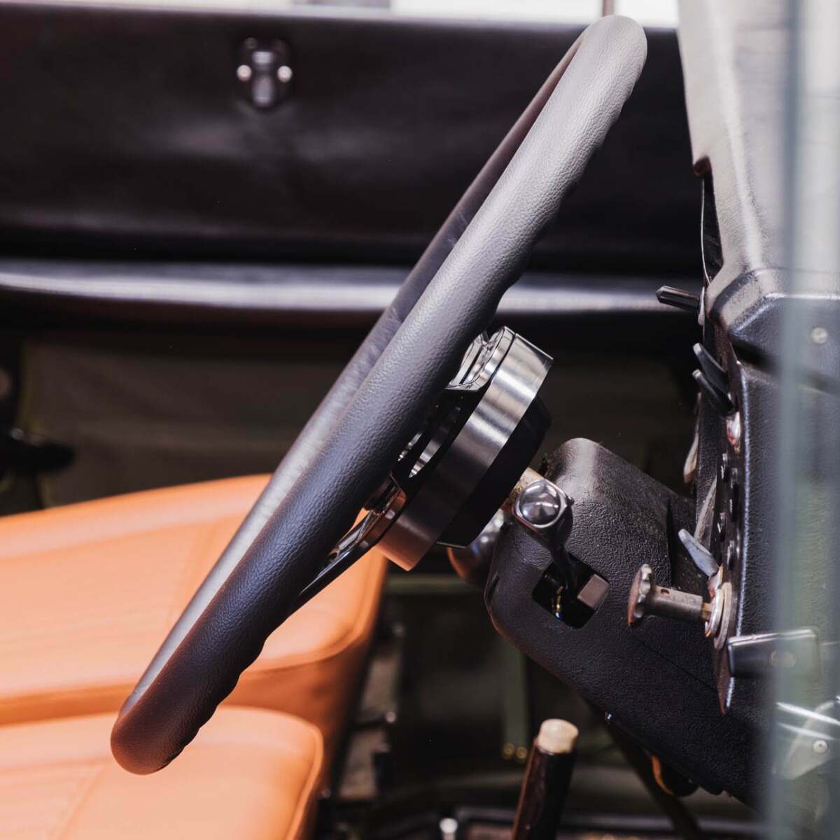 EXT900-79 - Silver Large 48 Spline Steering Boss Kit by Exmoor Trim for ...