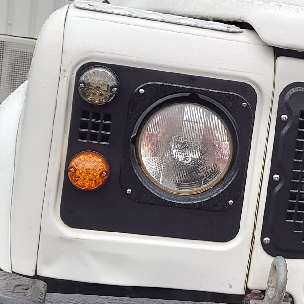 SUHTAL-B-B - Heritage Style Defender Headlight Surrounds – Black ...