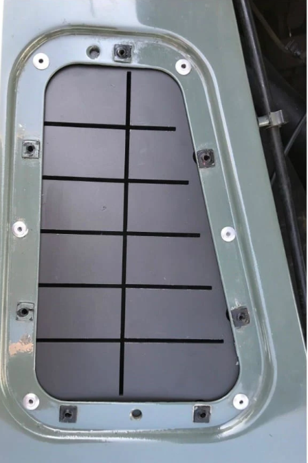 LRI32082 - Bonnet Hood Release Cable Guard - Top Wing Vent - Land Rover ...