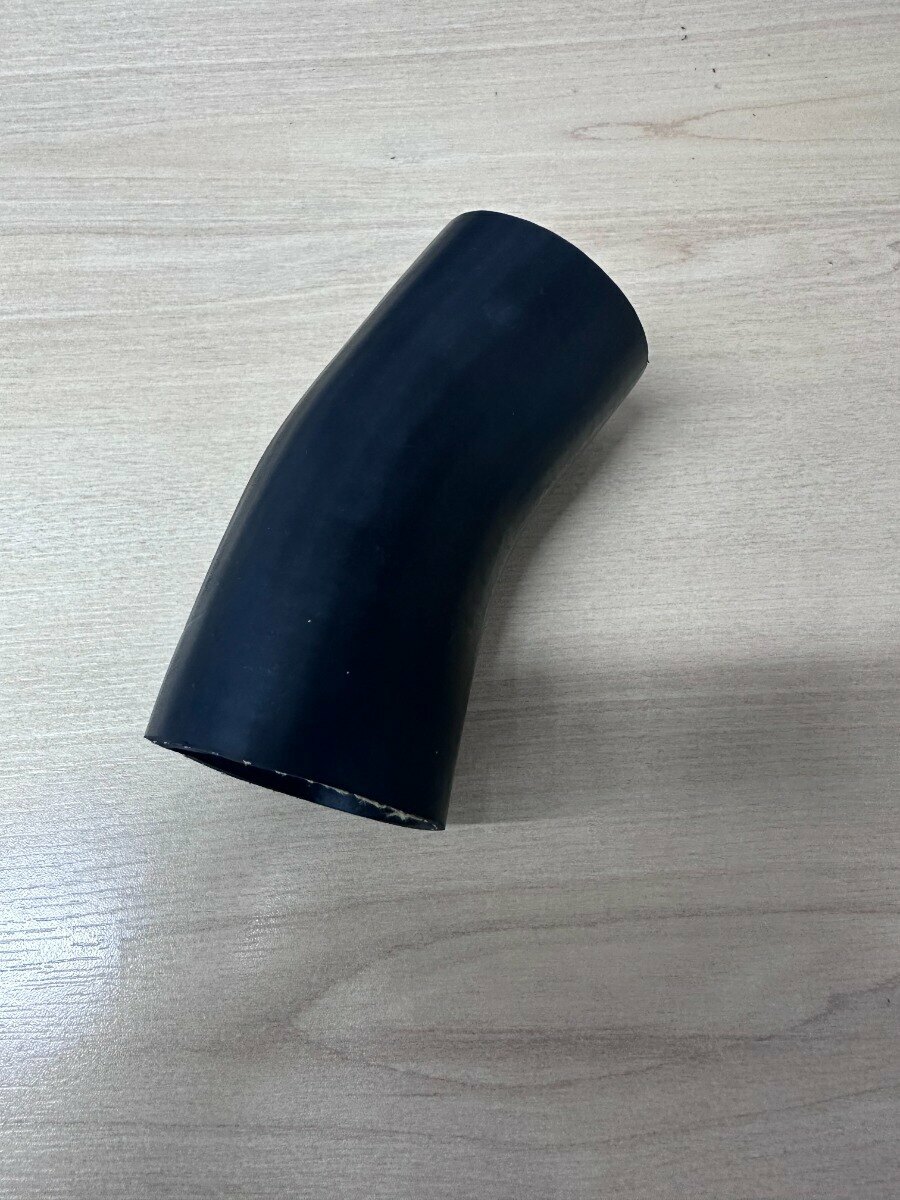 LR066429HOSE - Connection Hose - Intercooler to Manifold Pipe ...