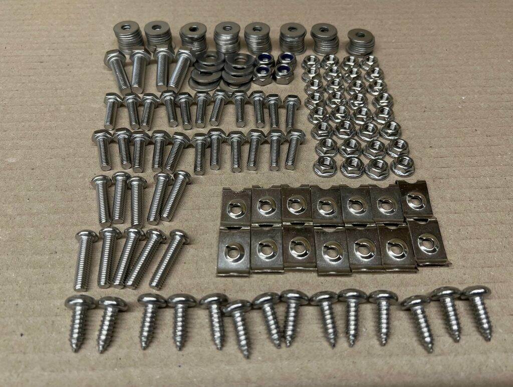 YRM1126 - 2nd Row Floor / Upstand / Seat Base Fixing Kit - Stainless ...