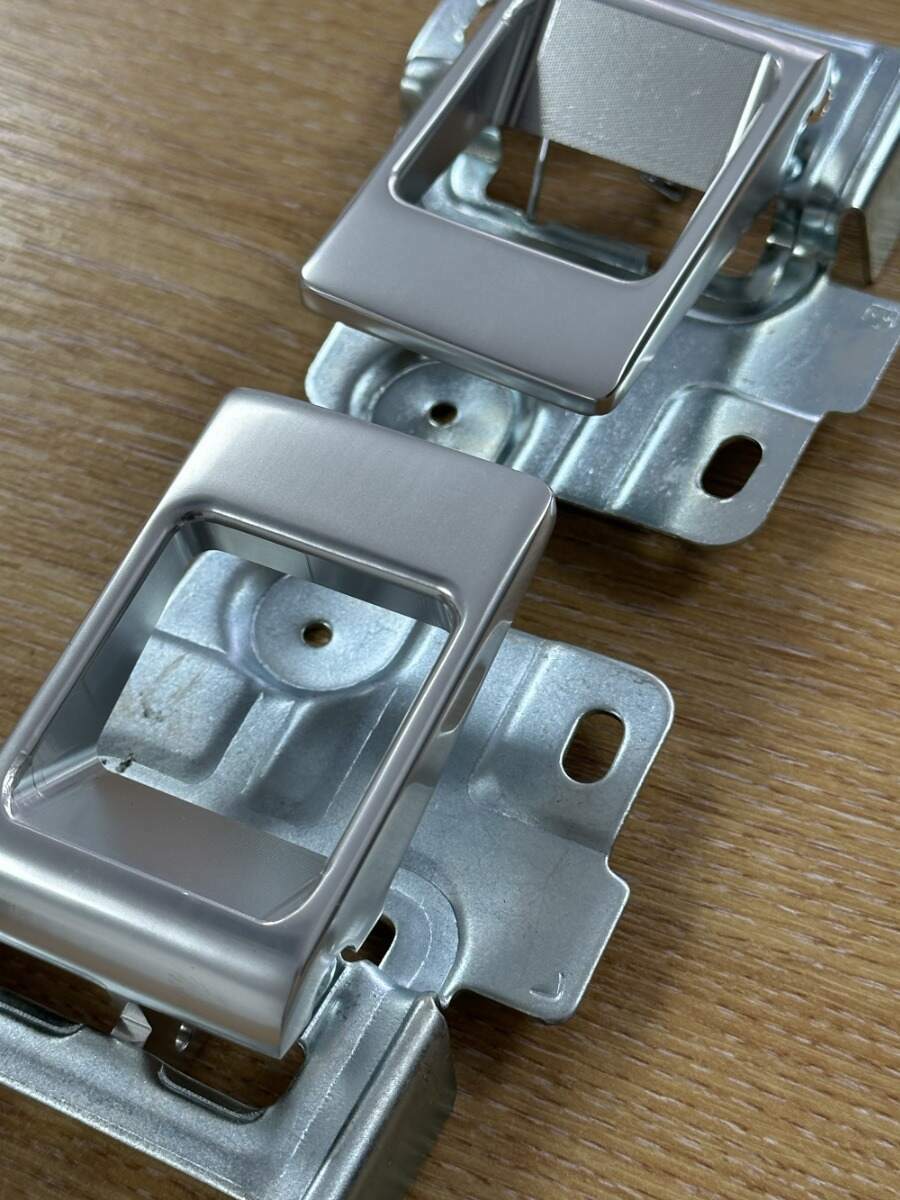 LRC2821 - Aluminium Interior Door Handles for Land Rover Defender - In ...
