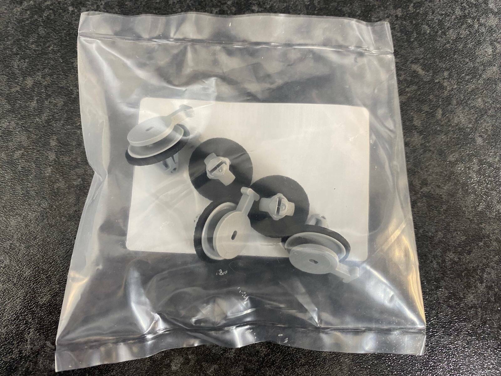 LR077843 - KIT - FIXING PARTS | LR Parts