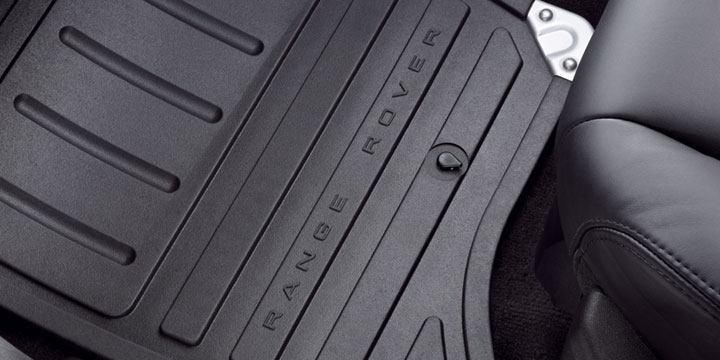 LR006242 | VPLAS0198 - Premium Rubber Mat Set In Black | LR Parts