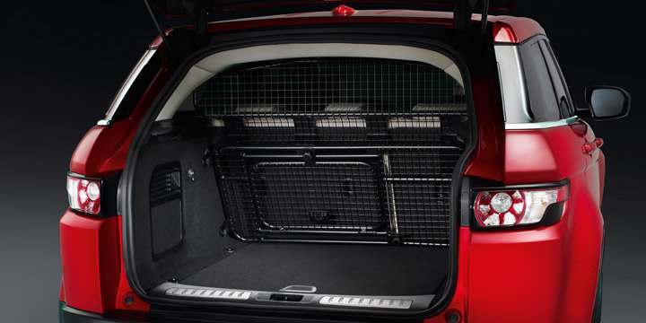 VPLVS0144 - Range Rover Evoque Cargo Barrier In Half Height | LR Parts