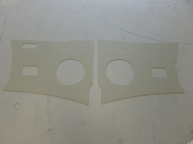 KICK PANELS BUS 64-67 RHD