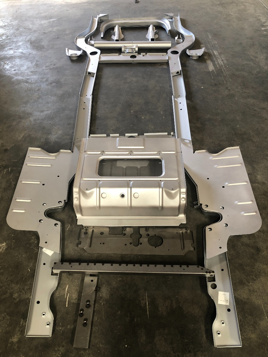 Complete Chassis Split Bus