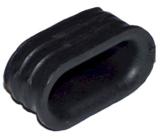 CENTRE SLEEVE, FRONT TRANS MOUNT.