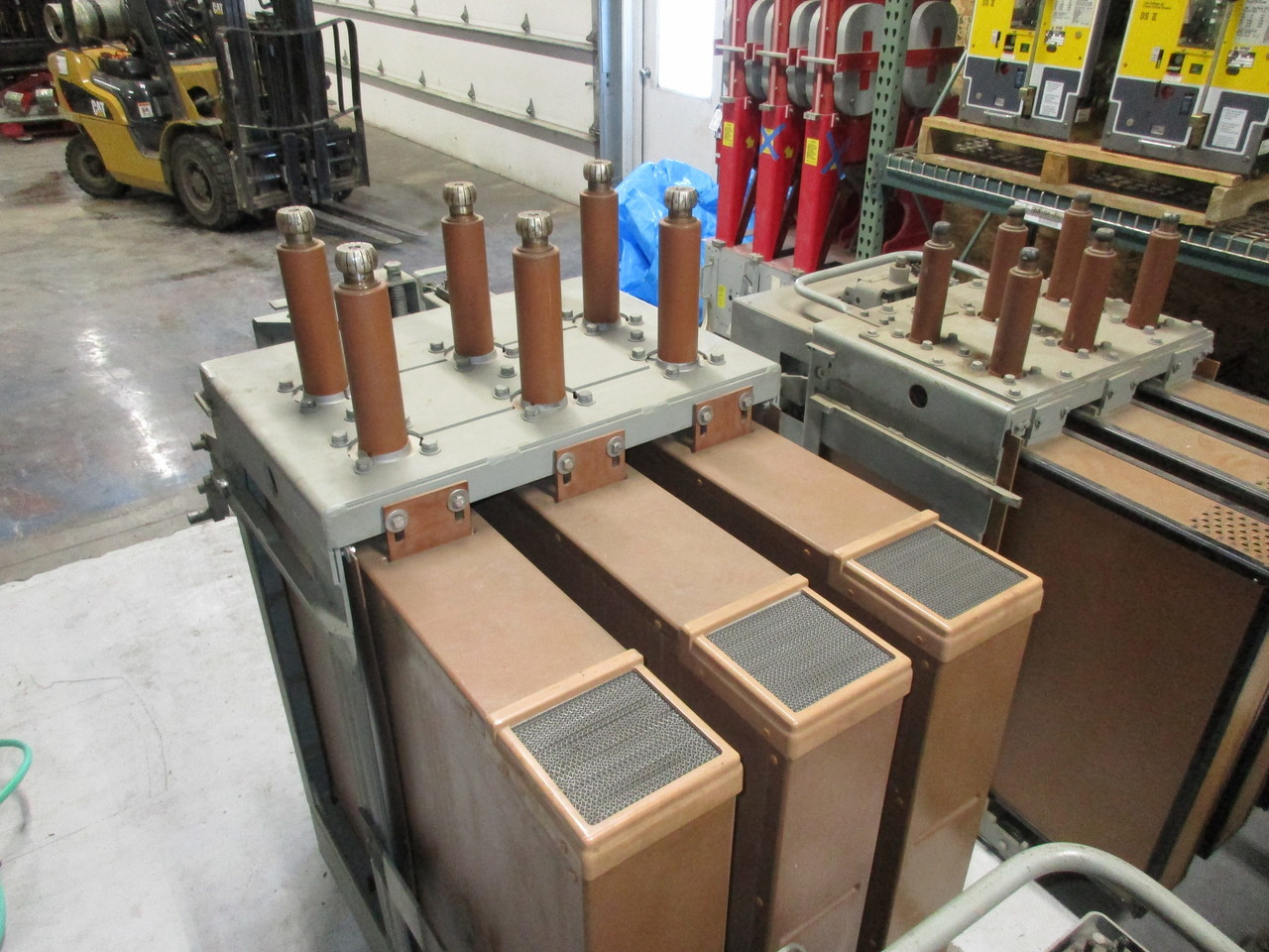 AM-13.8-750-5L GE Magne-Blast 1200A 15KV Air Circuit Breaker - Bullock ...