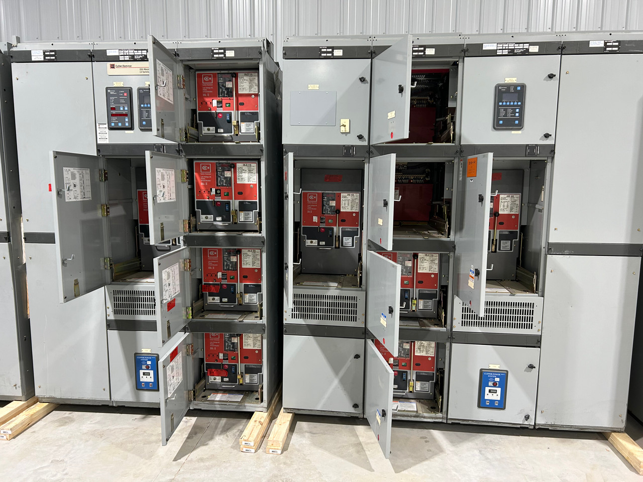 Cutler-Hammer DSII 3200A Main-Tie-Main Switchgear Lineup (#259 ...