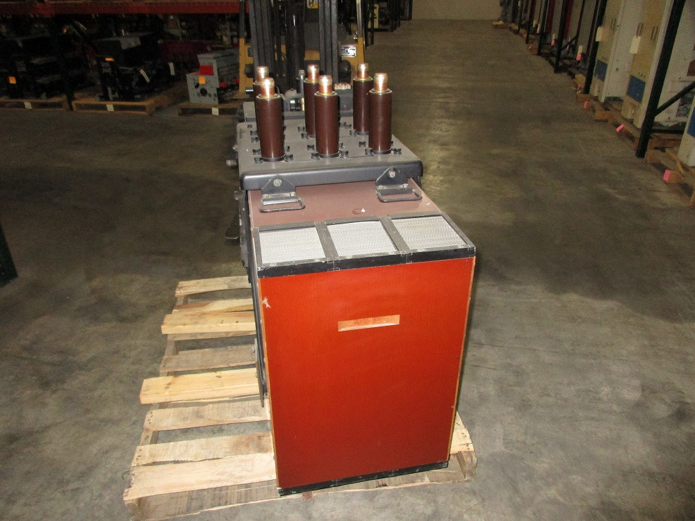 AM-2.4/4.16 100/150 GE Magne-Blast 1200A 4.76KV Air Circuit Breaker ...