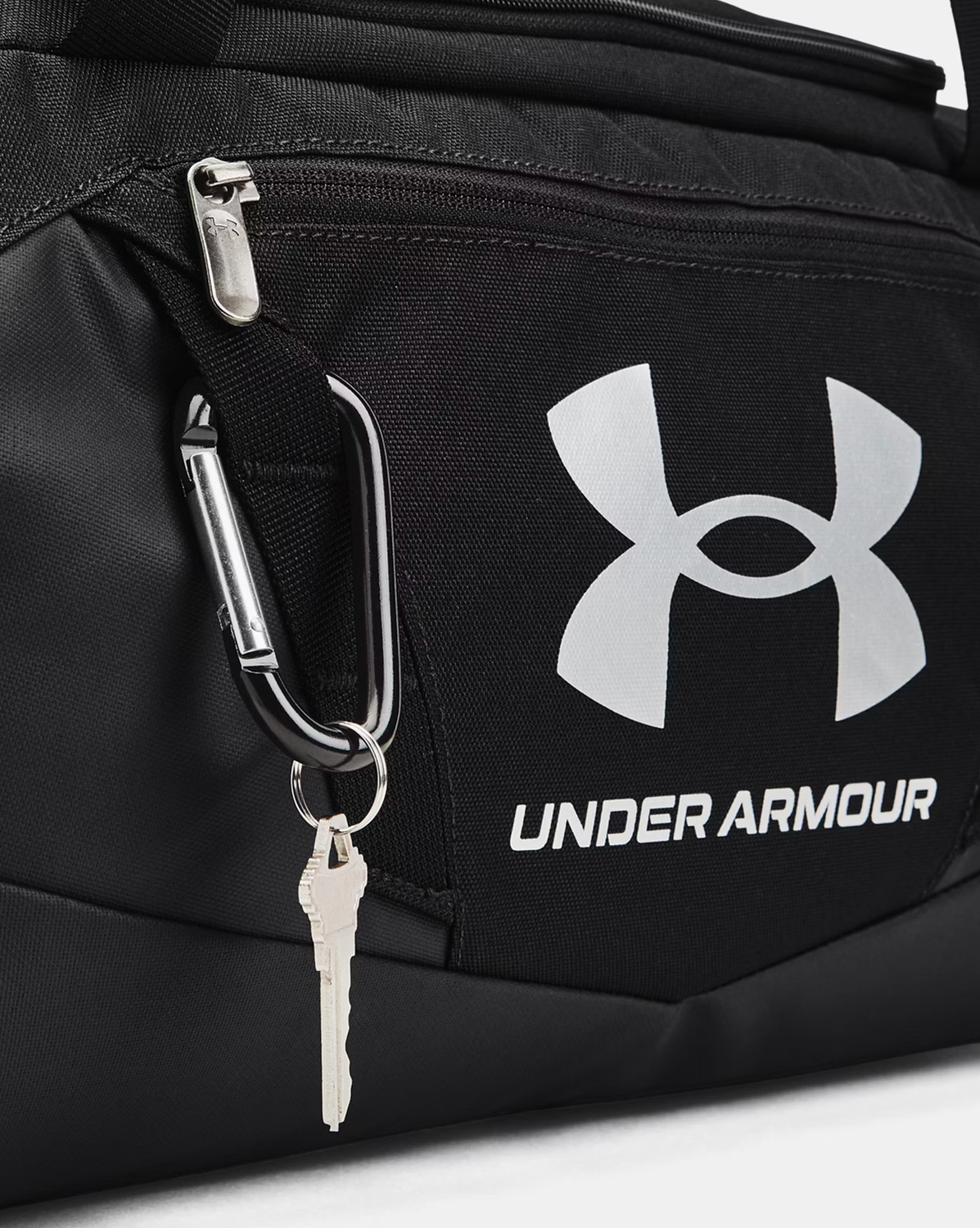 Under armour undeniable bag store