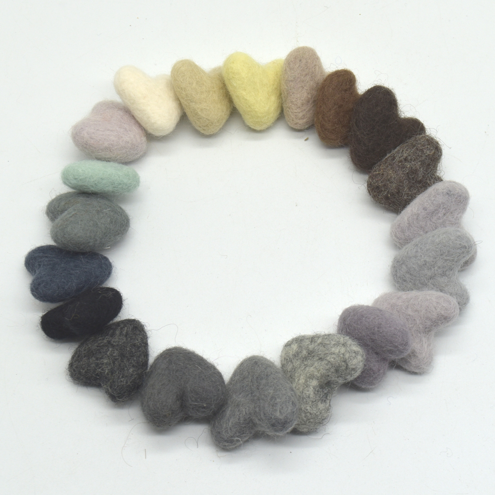 100% Wool Felt Hearts - 10 Count - approx 3cm - Rainbow Colours ...