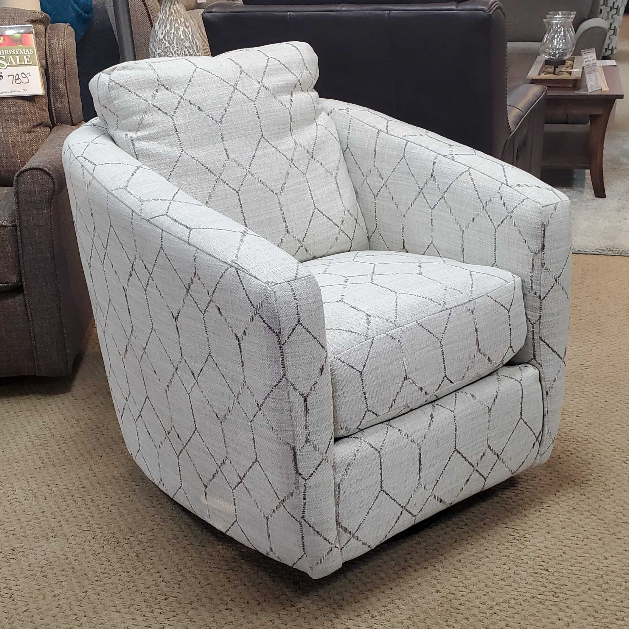 Southern Motion Daisy Swivel Glider | Comfortable Chair