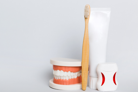 Fluorul din pasta de dinti - ce este si ce rol are - Dentamerica ...